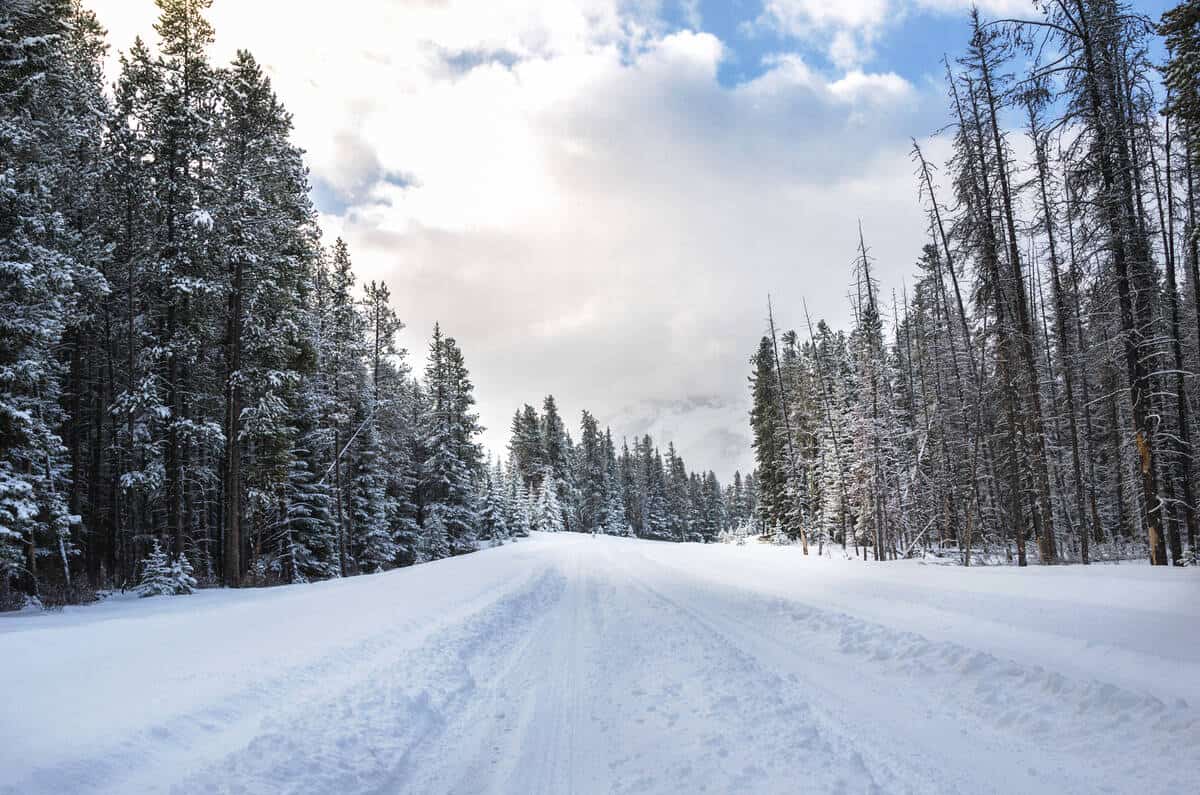 Visiting Banff in December: The Holidays’ Winter Magic – Park Pilgrim